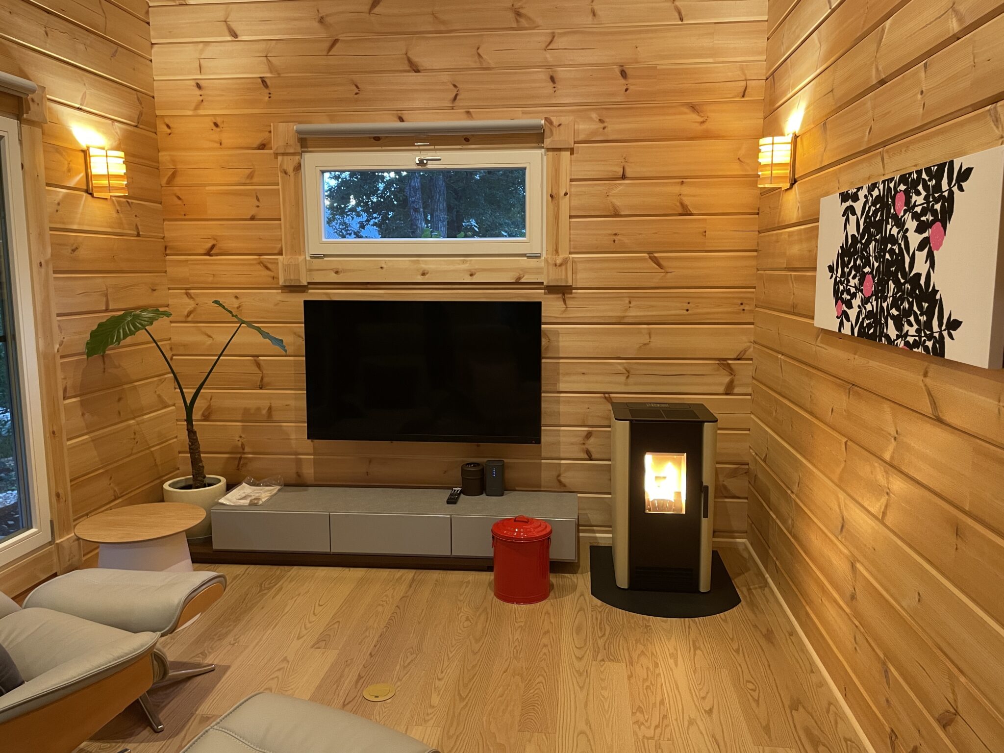 ほのか ALPHA ED.（山梨県 北杜市小淵沢） のペレットストーブ導入事例 - studio pellet